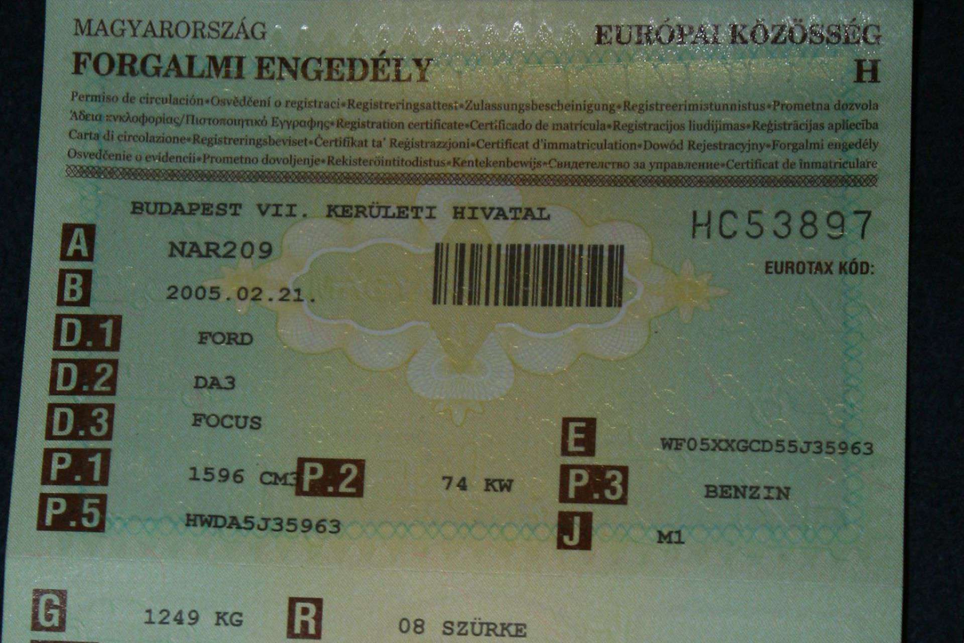 Tíz- és százezrek mennek el az átírásra