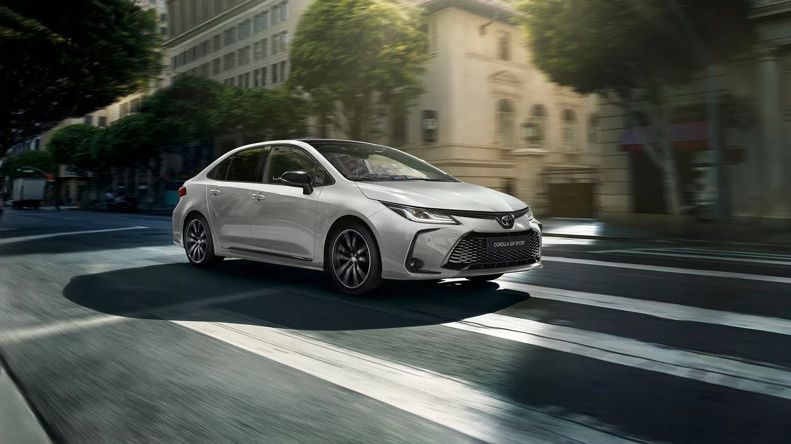 Új Toyota Corolla Sedan